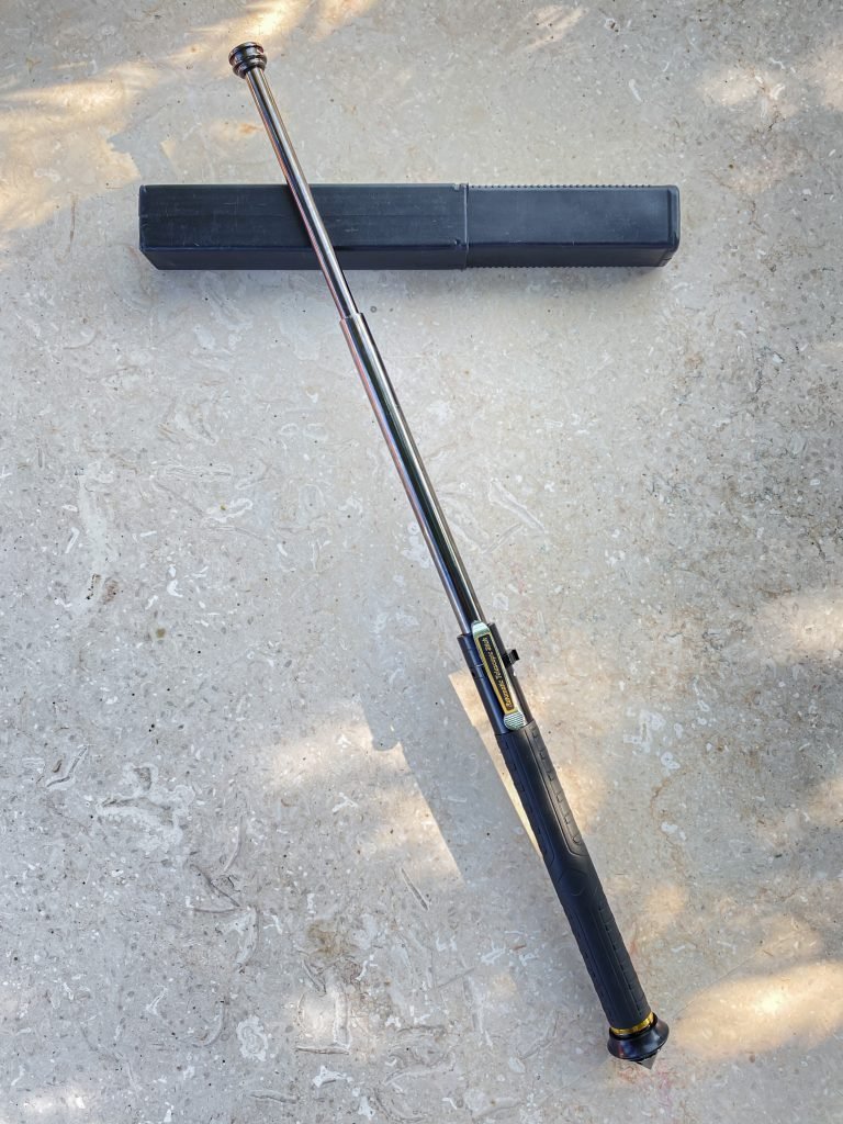 Automatic Tactical Baton - KZ GEAR